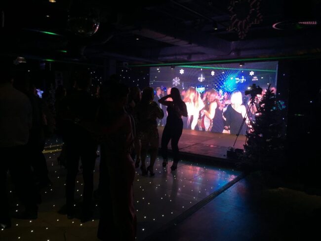 Pop-Up Screen Hire | Perfect for Outdoor Cinema & Sports Events